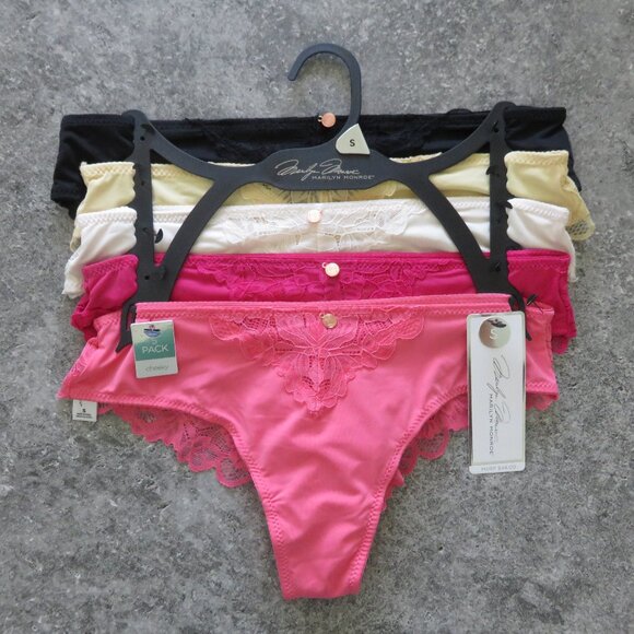 Marilyn Monroe | Intimates & Sleepwear | A3 Marilyn Monroe Cheeky ...